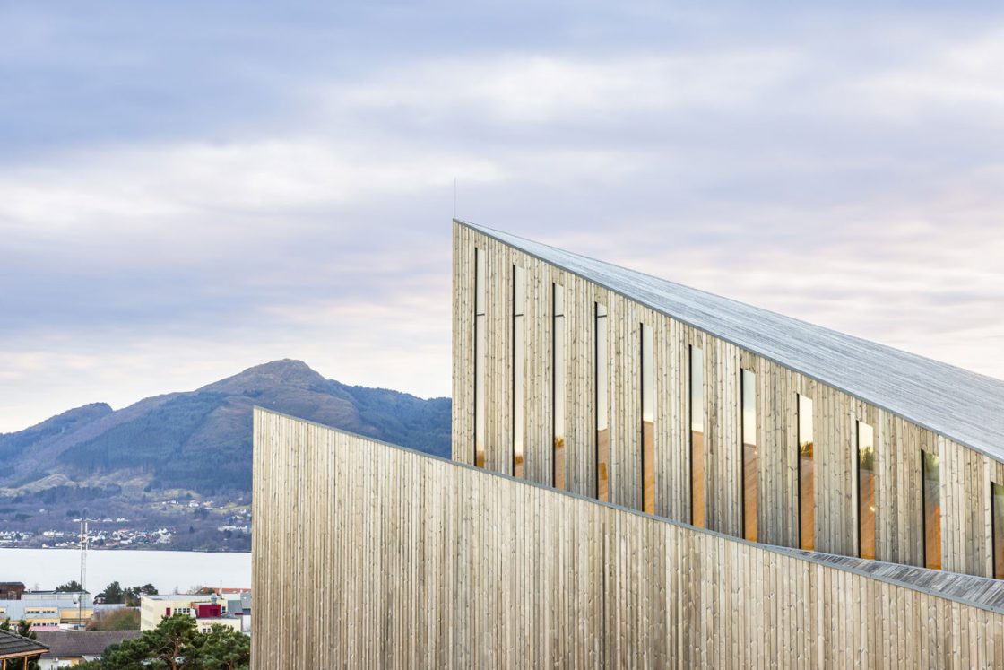 Community Church Knarvik – urbanNext