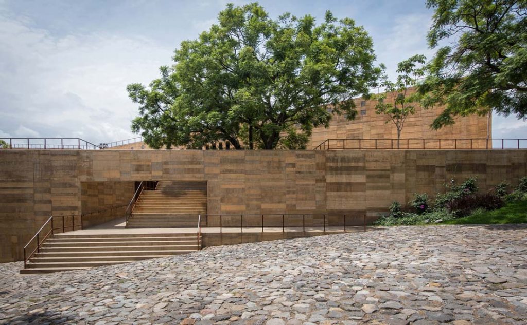 Teopanzolco Cultural Center: A Platform Between the Past and the ...