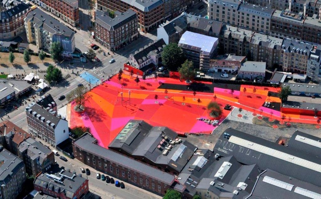 The Role of Color in Architecture: Visual Effects and Psychological ...