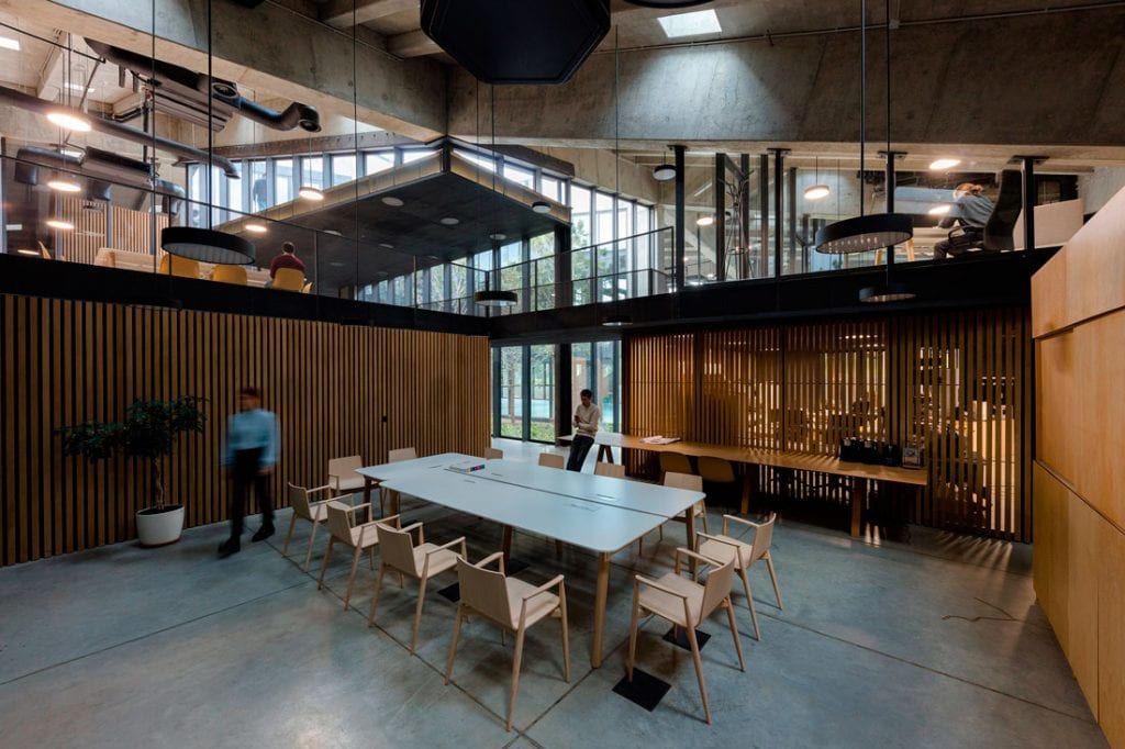 Coffee Production Plant: Vast Green Roof – urbanNext