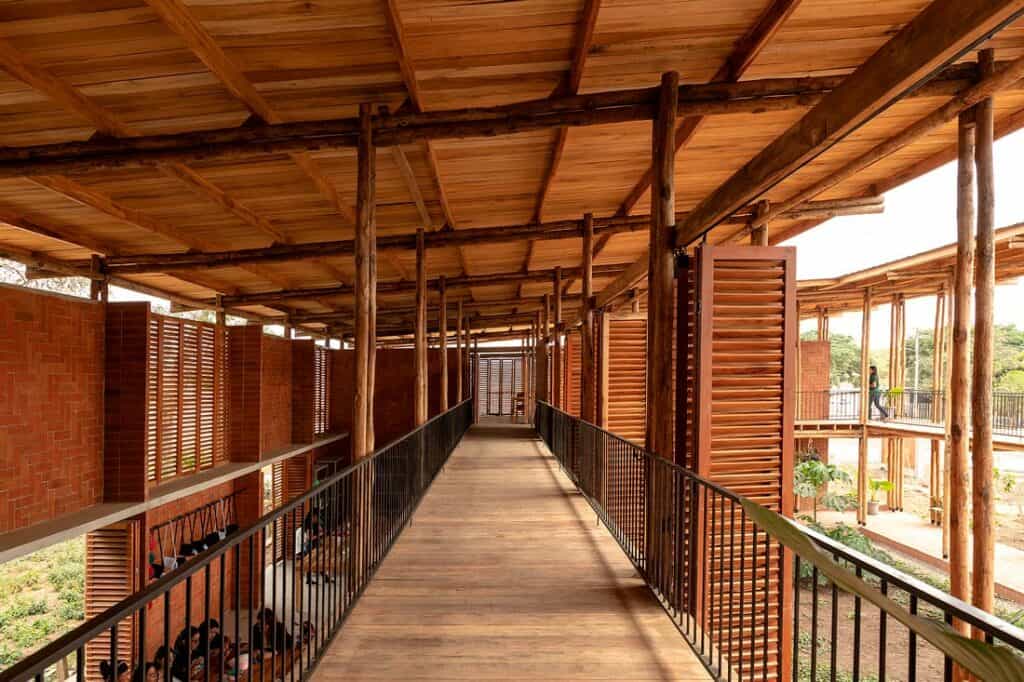 Las Tejedoras: Community Production Center – urbanNext