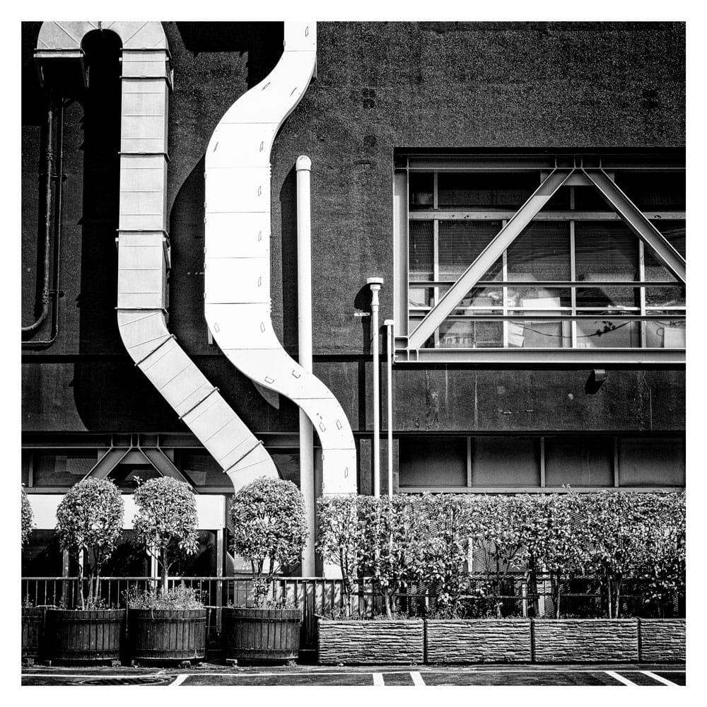 Claustrophobic Intimacy – urbanNext